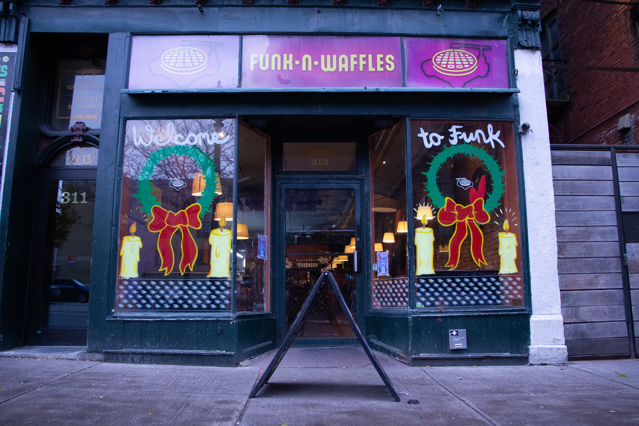 Food, music lovers celebrate 10 years of Funk 'n Waffles