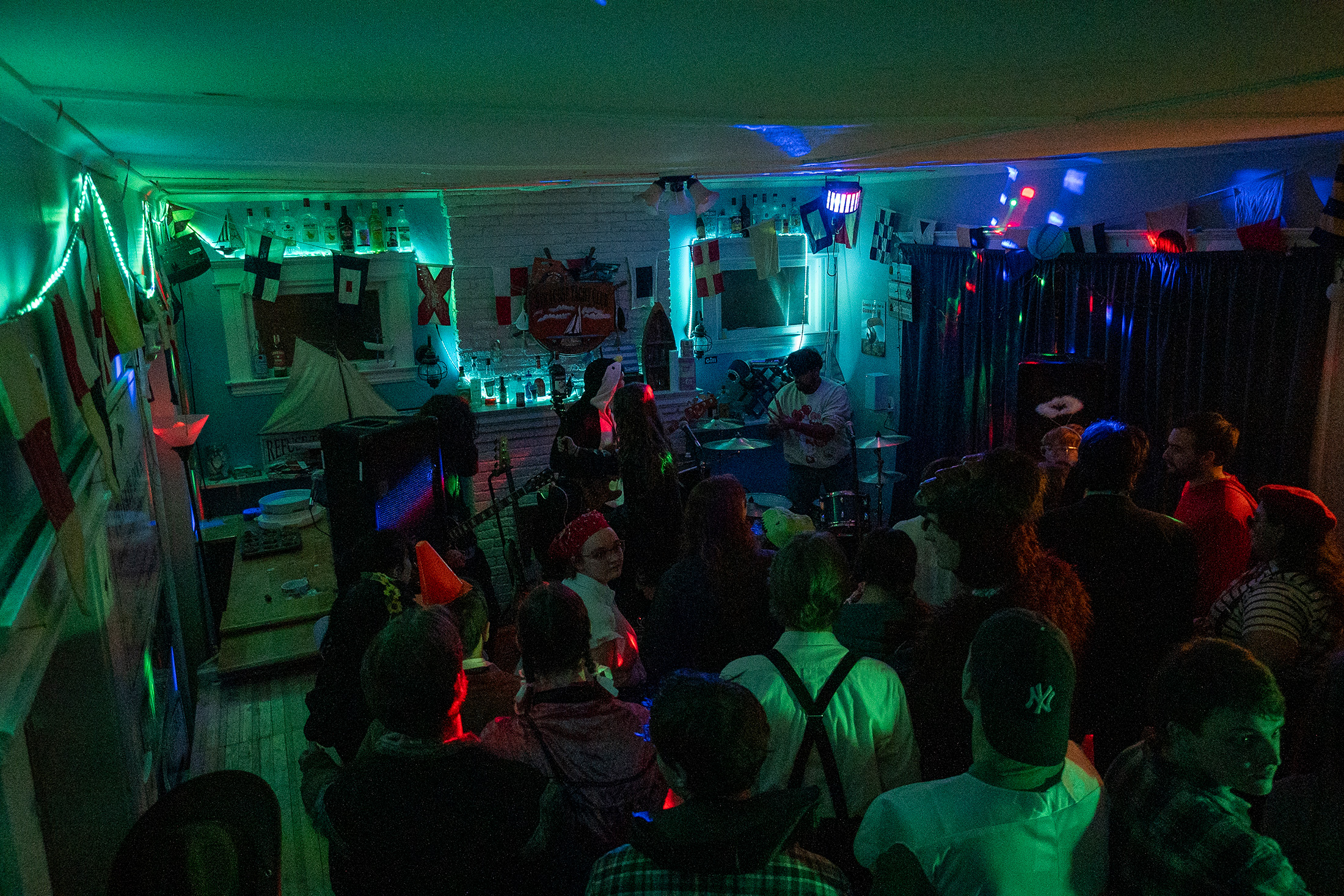 Stoplight venue started as class project, aims to revive music scene