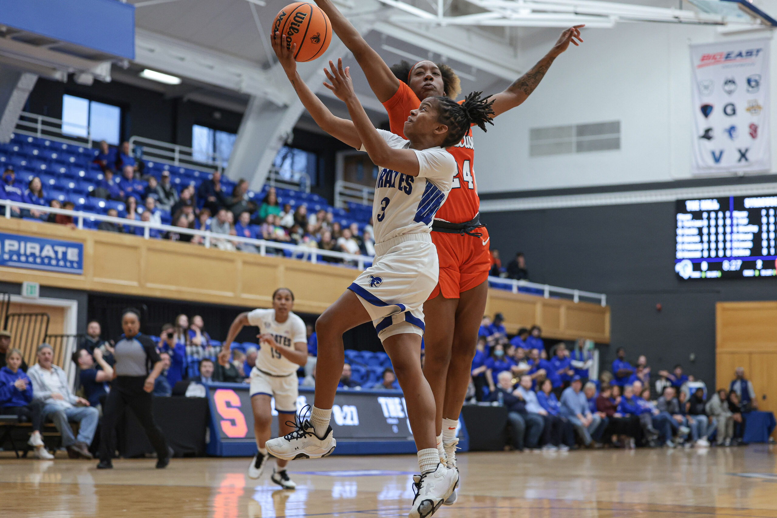 Syracuse defeats Seton Hall 72-54 after strong 2nd quarter, advances to ...