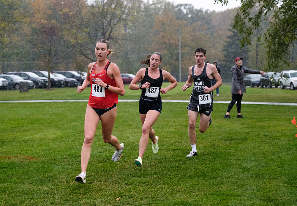 SU's men's, women's teams dominate top 10 at John Reif Memorial