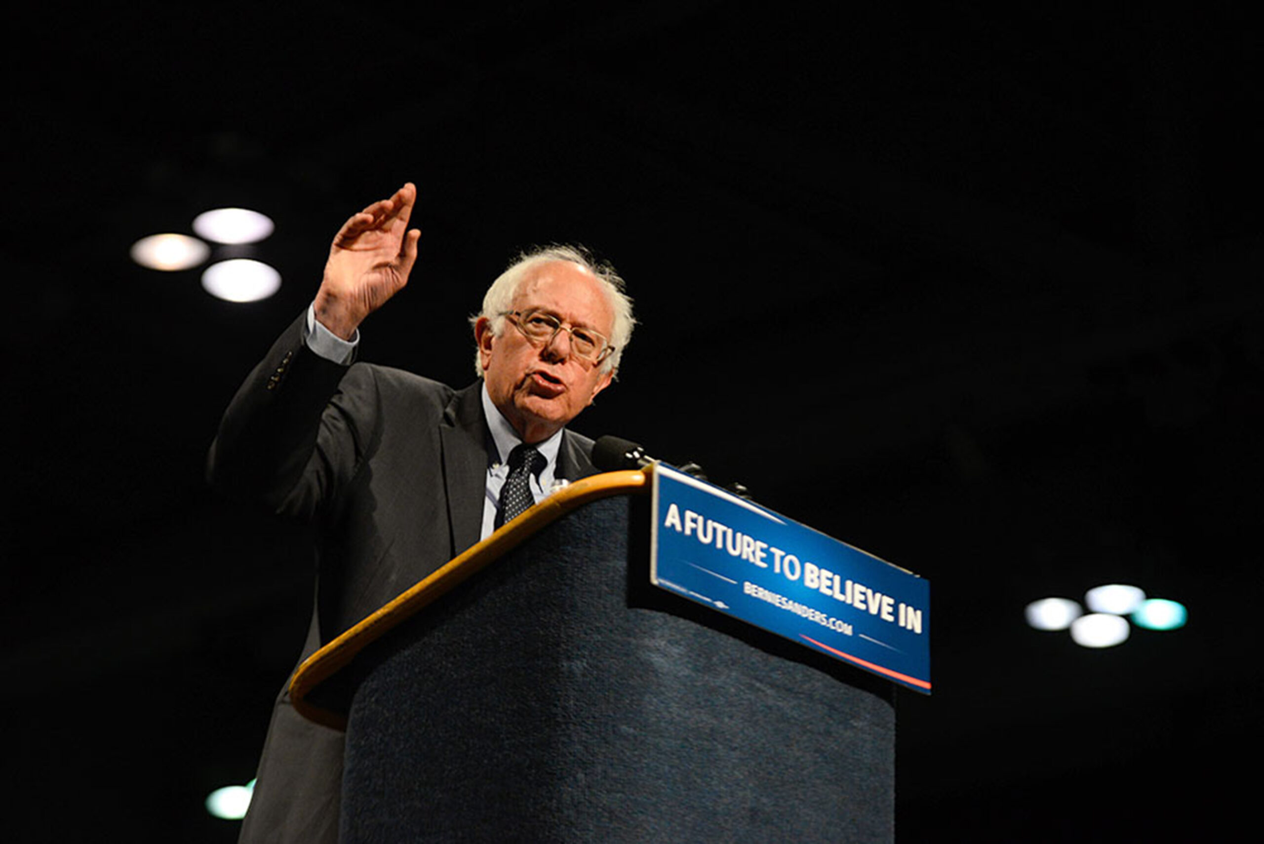 Bernie Sanders' 32-hour work week should be the new normal