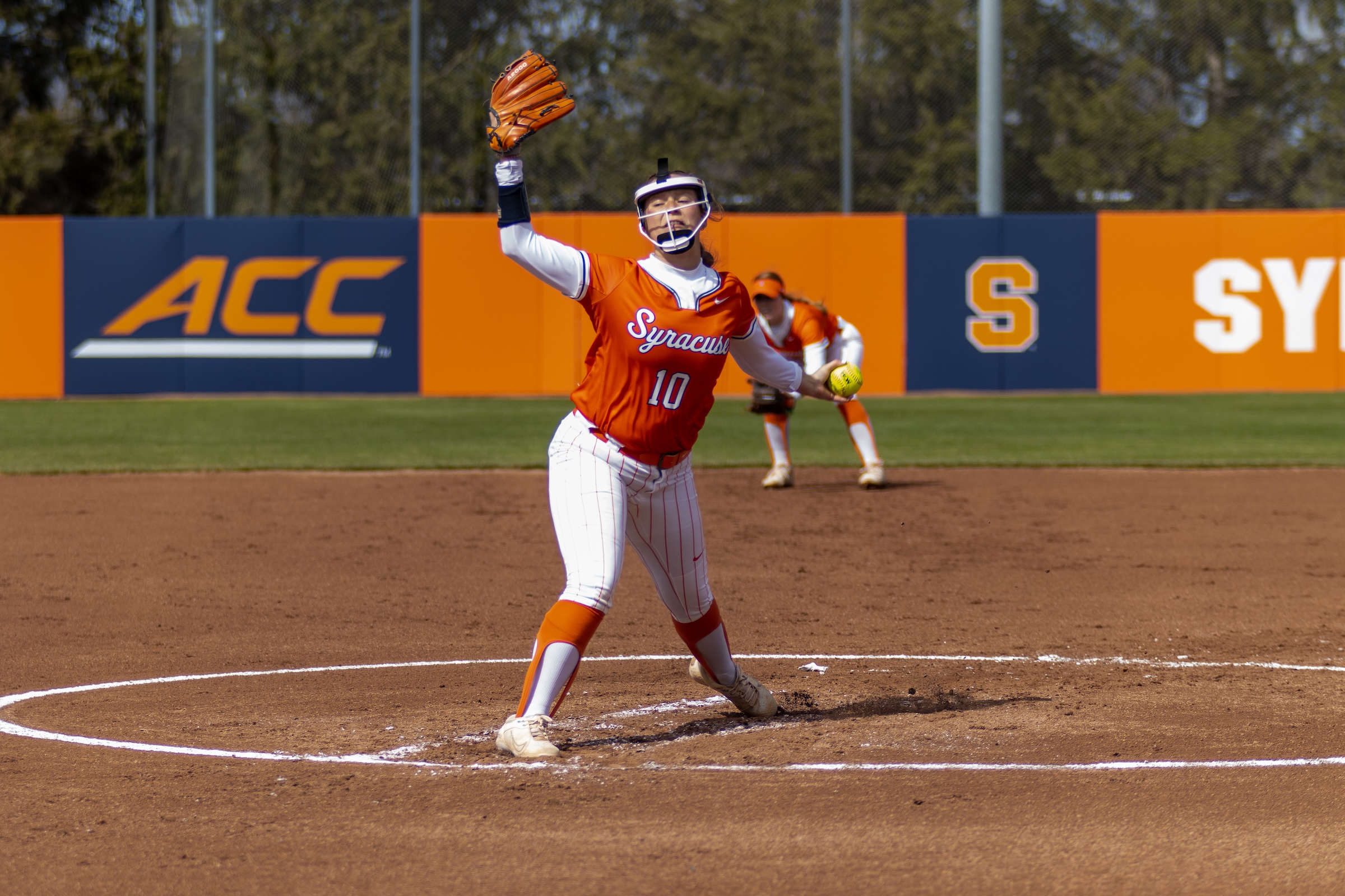 Lindsey Hendrix named ACC Pitcher of the Week