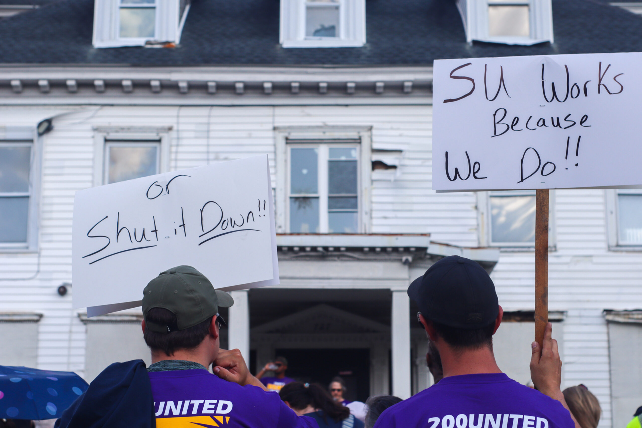 SU workers in SEIU 200United union reach tentative contract agreement ...