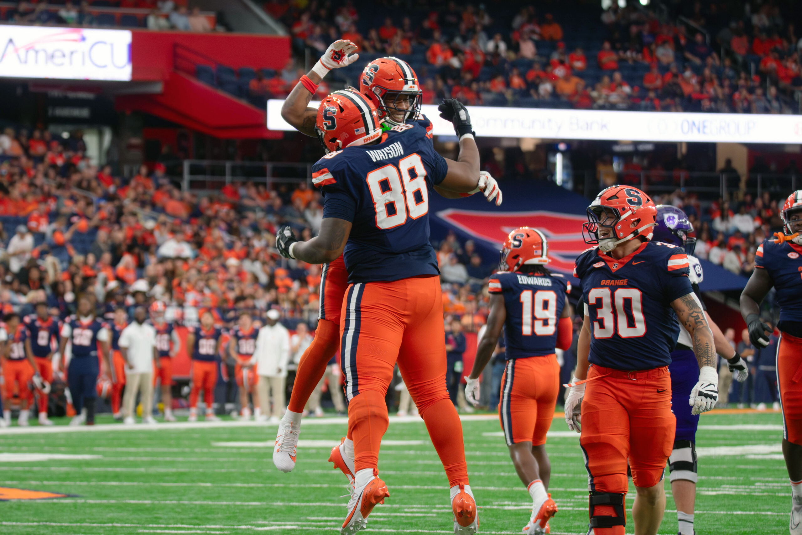 What to know before SU travels to No. 25 UNLV