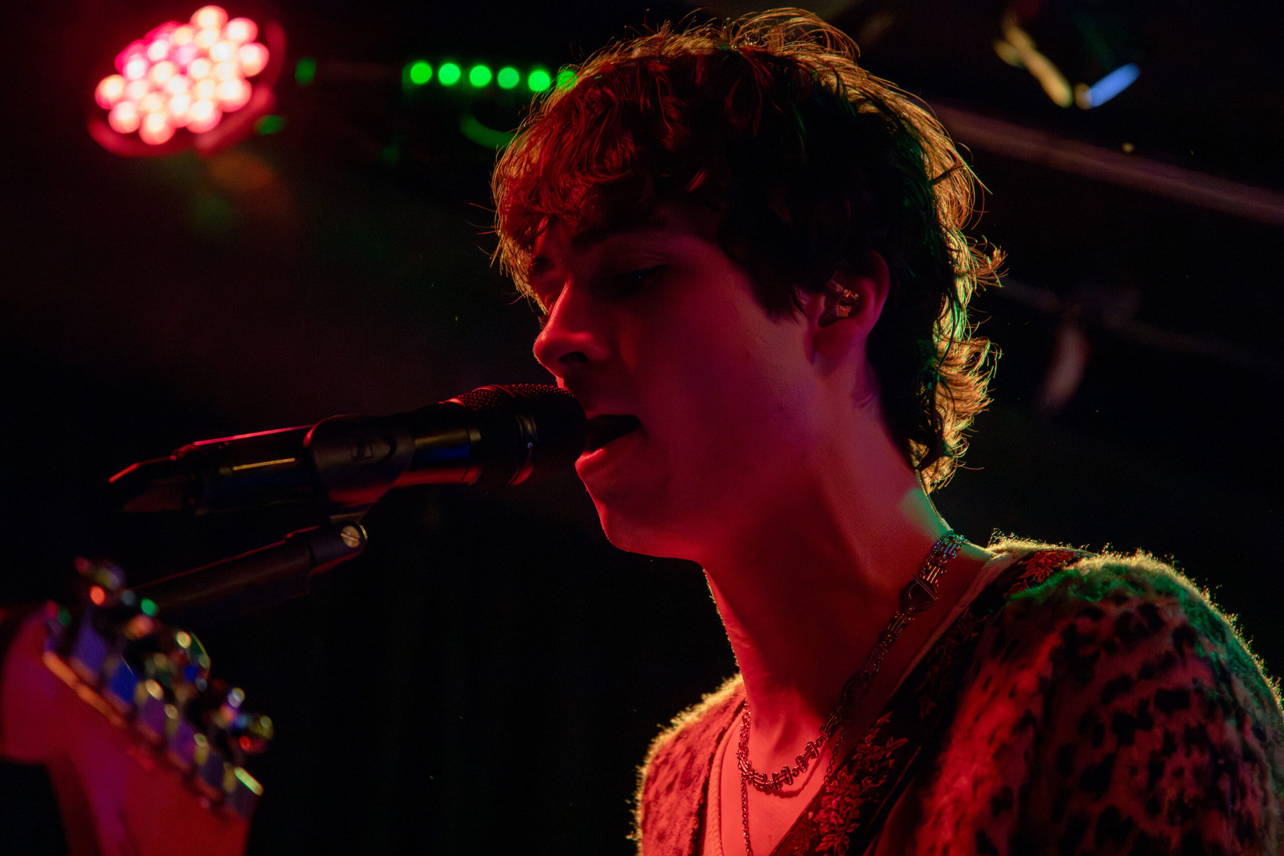 Aidan Bissett spends night off from COIN tour at Funk ’n Waffles