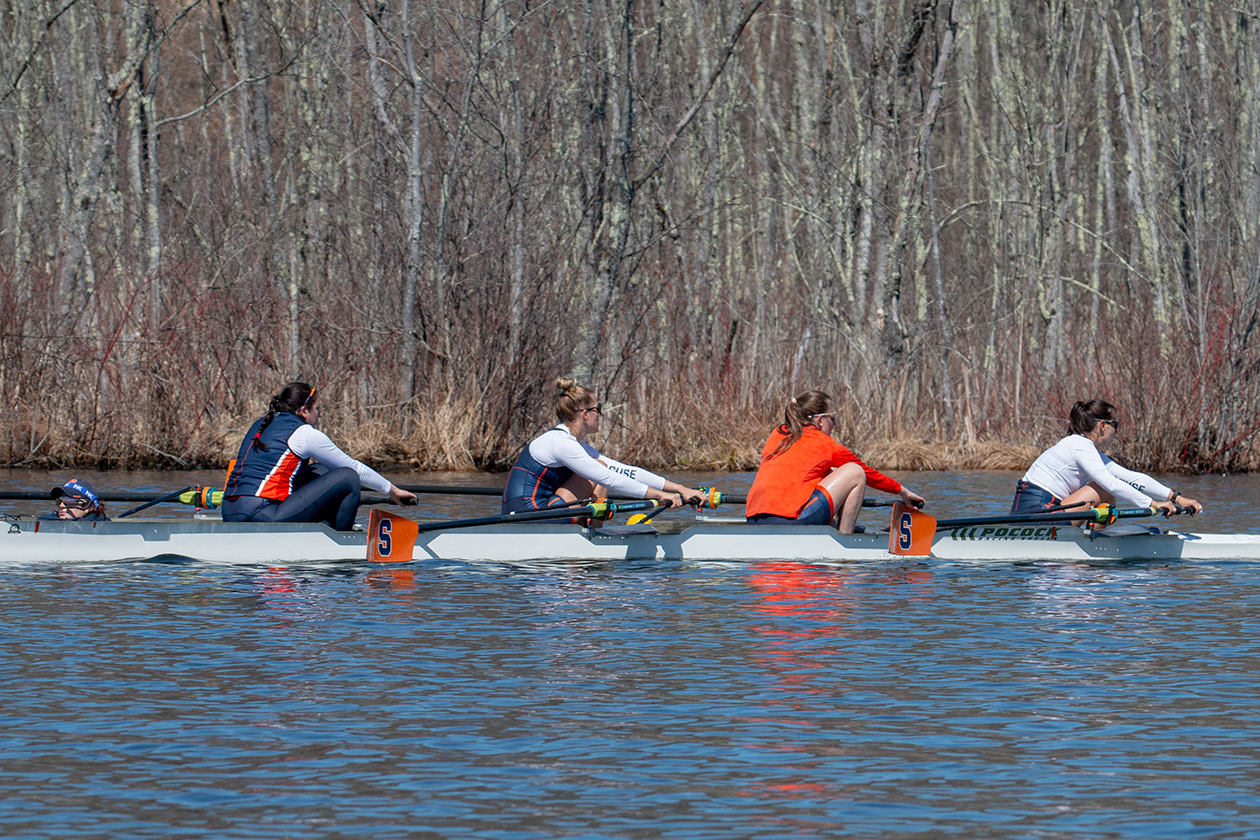 Syracuse women’s rowing jumps 1 spot to No. 10 in CRCA Poll