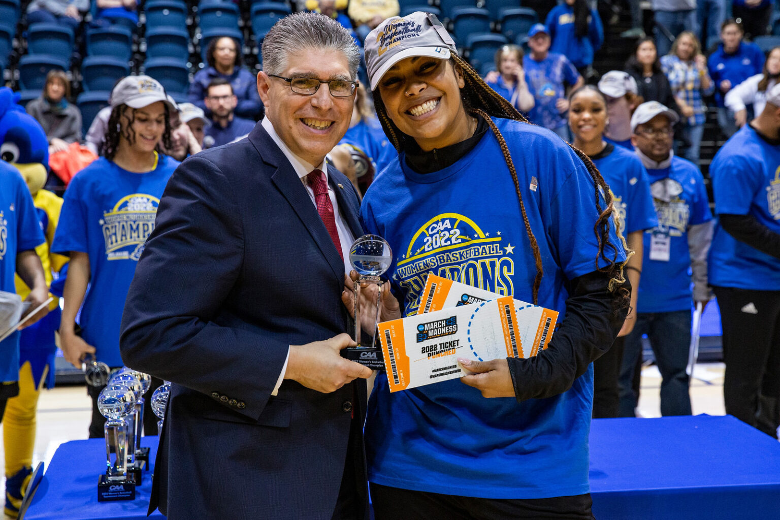 Mykala Walker rises to become SU’s 1st women’s basketball GM